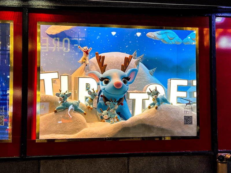 Macy’s Christmas Windows & Markets NYC 2025 | Full Guide